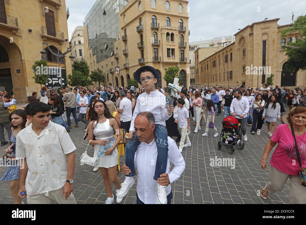 (240429) -- BEIRUT, April 29, 2024 (Xinhua) -- Orthodox Christians ...