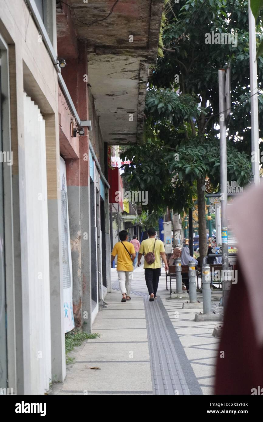 The atmosphere on the side of the road in the Kayutangan Heritage area ...