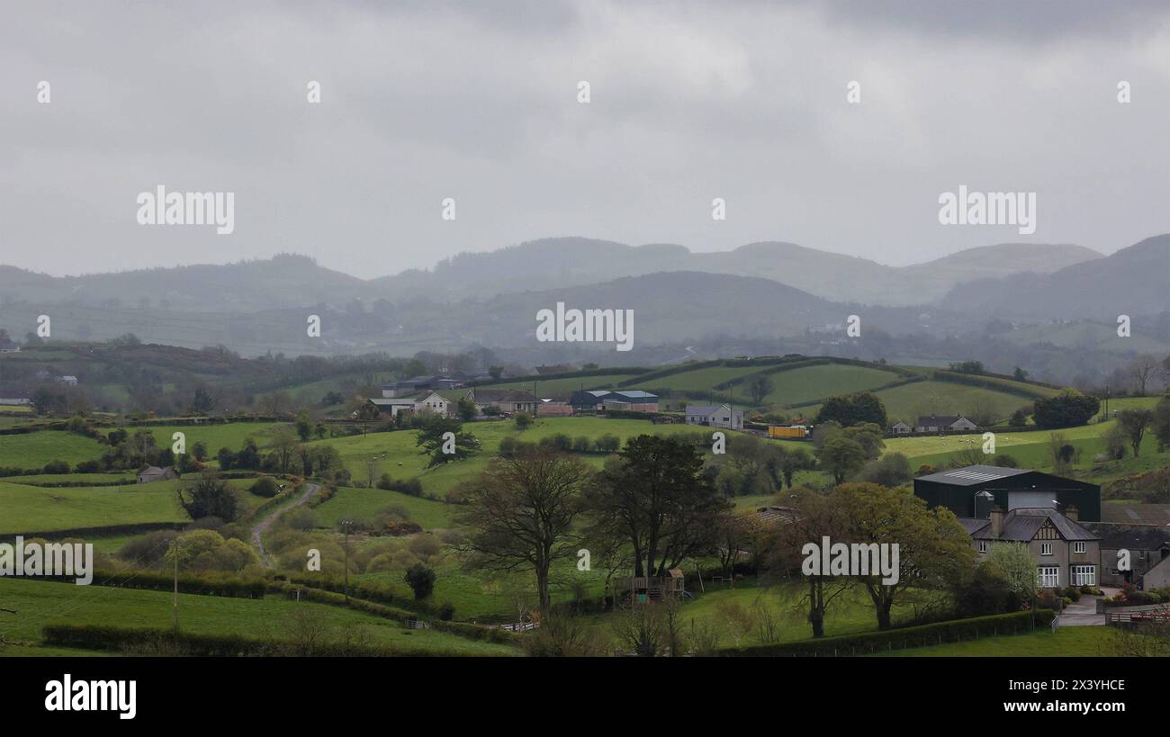 Uk spring weather 2024 hi-res stock photography and images - Alamy