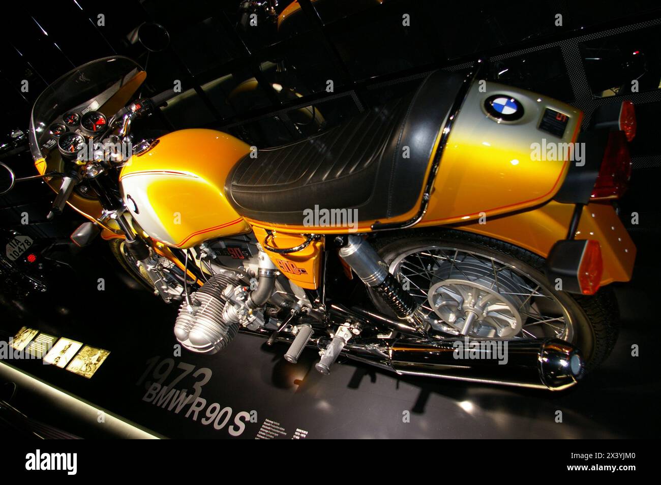 Bmw r90s hi-res stock photography and images - Alamy