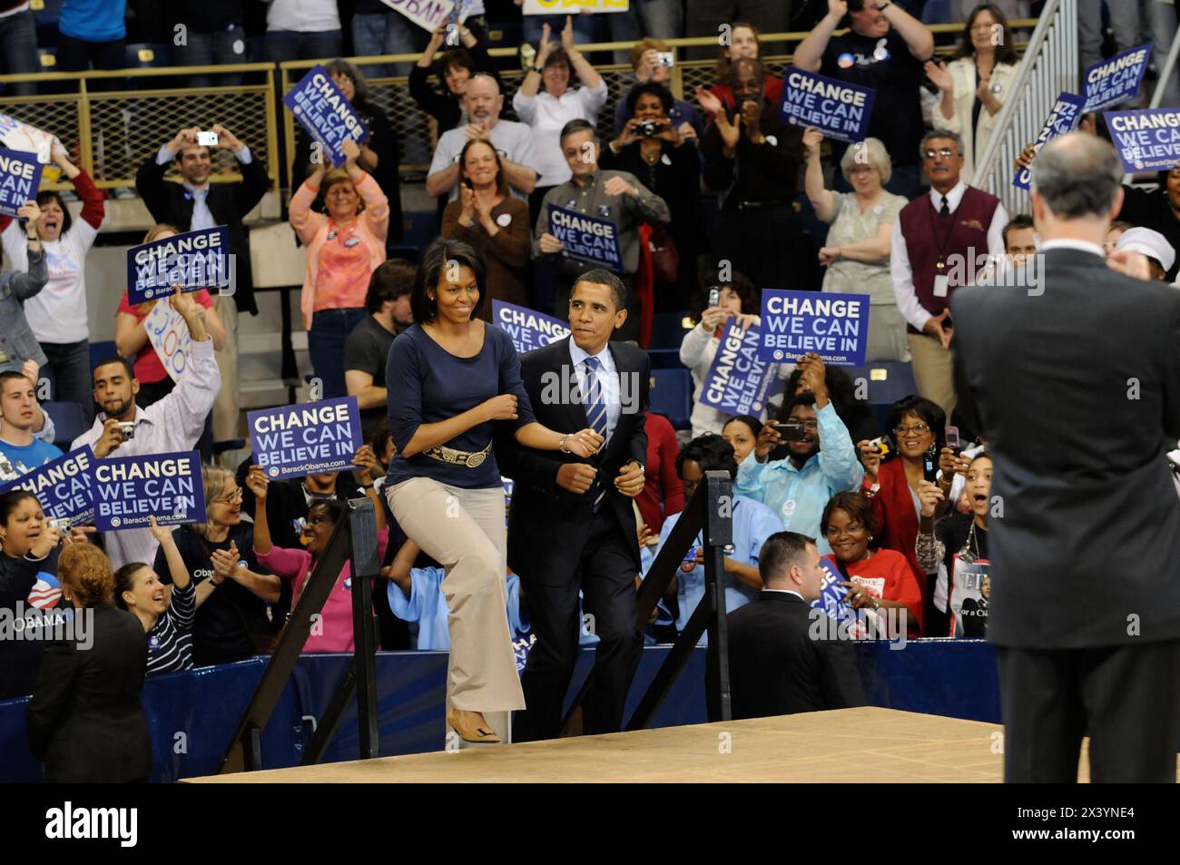 Barack Obama speaks at the University of Pittsburgh the night before ...