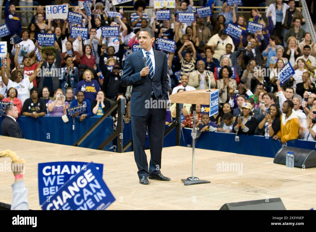 Barack Obama speaks at the University of Pittsburgh the night before ...