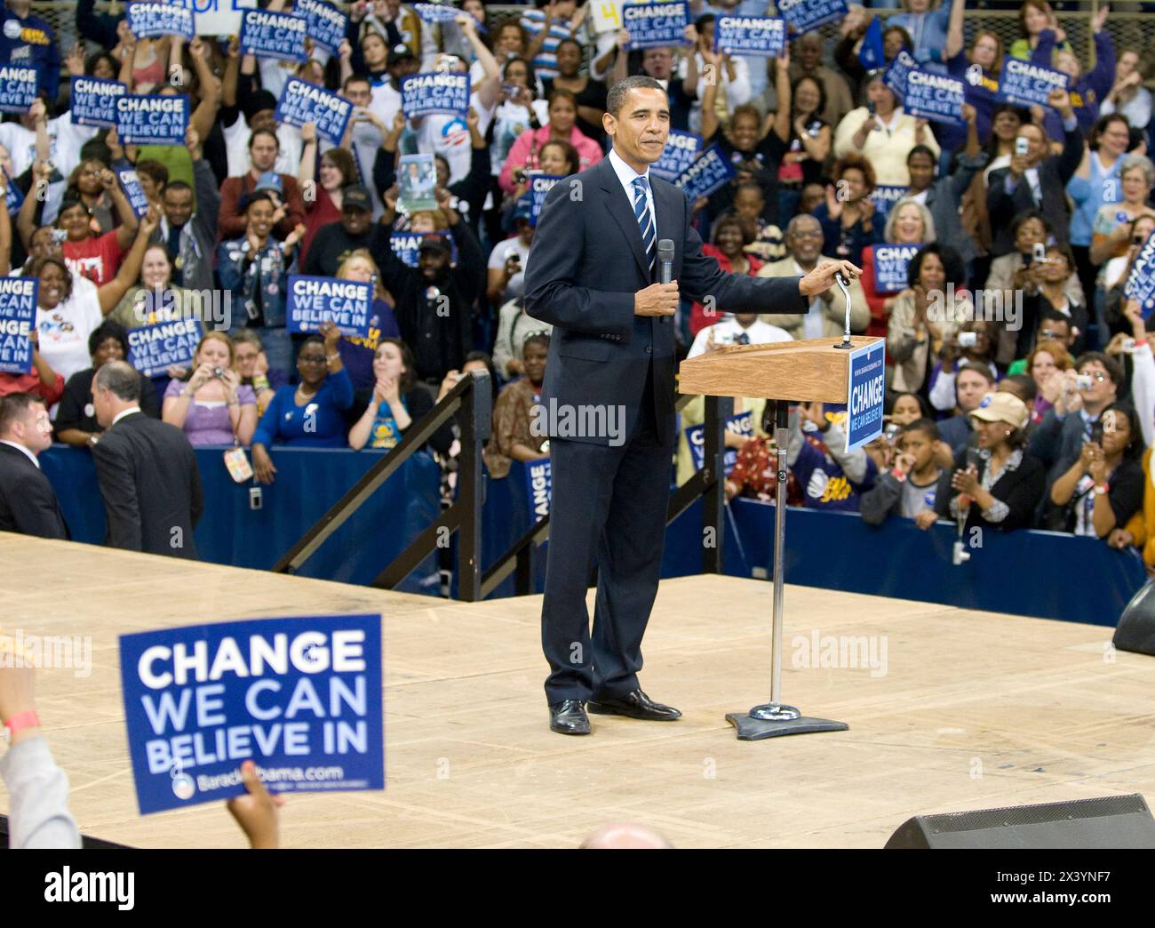 Barack Obama speaks at the University of Pittsburgh the night before ...