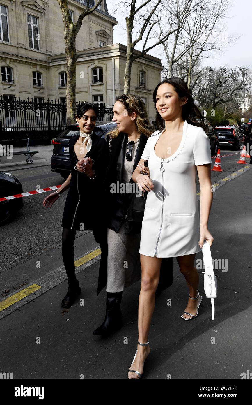 Lily Chee - Street style outside Courrèges - Paris Fashion Week ...