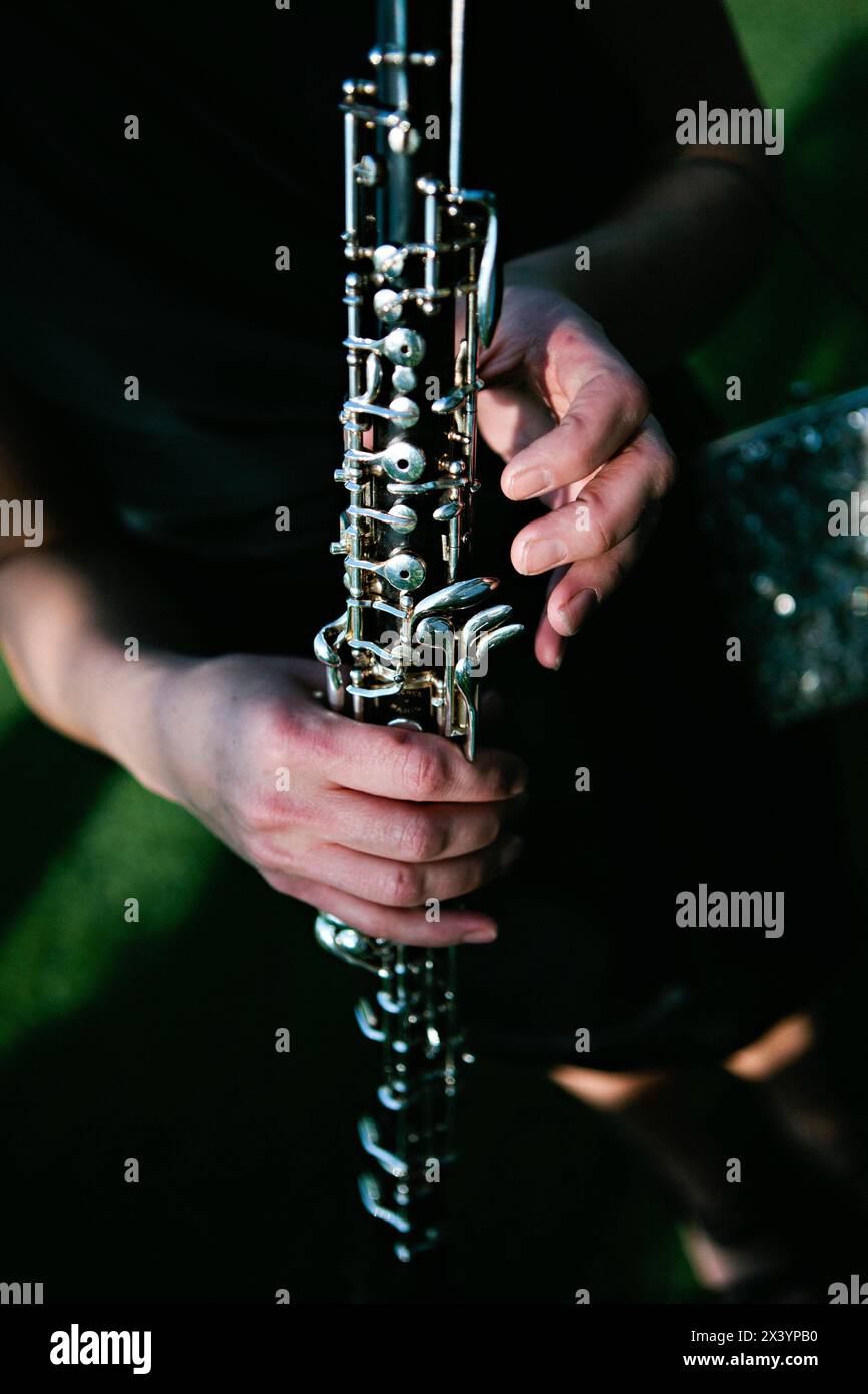 Hands oboe hi-res stock photography and images - Alamy