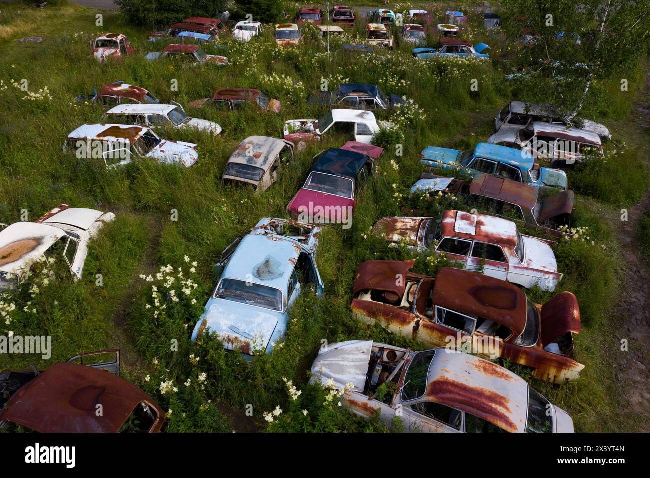 Aerial view cemeteries cemetery hi-res stock photography and images - Alamy