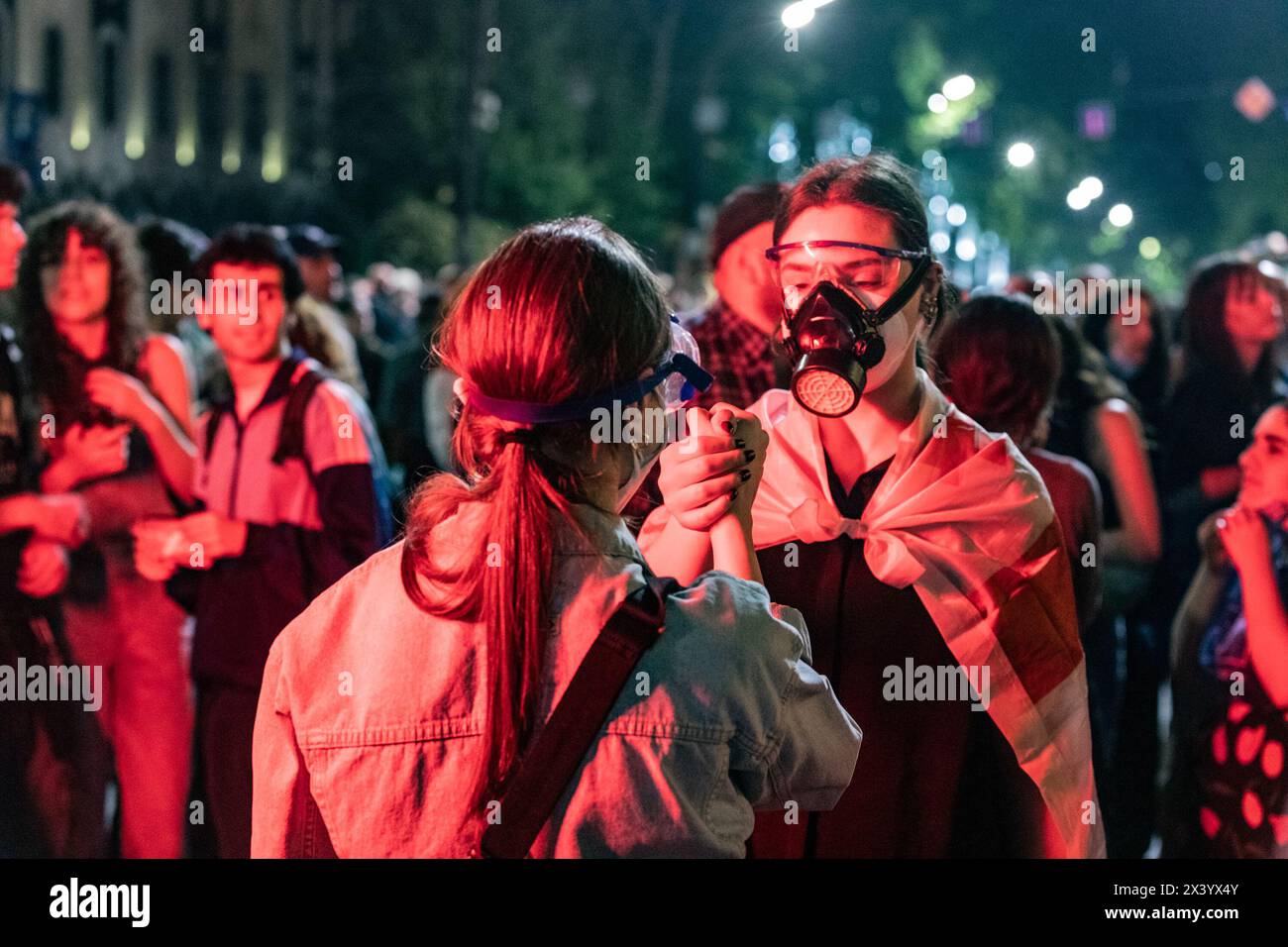 Women in gas masks hi-res stock photography and images - Alamy