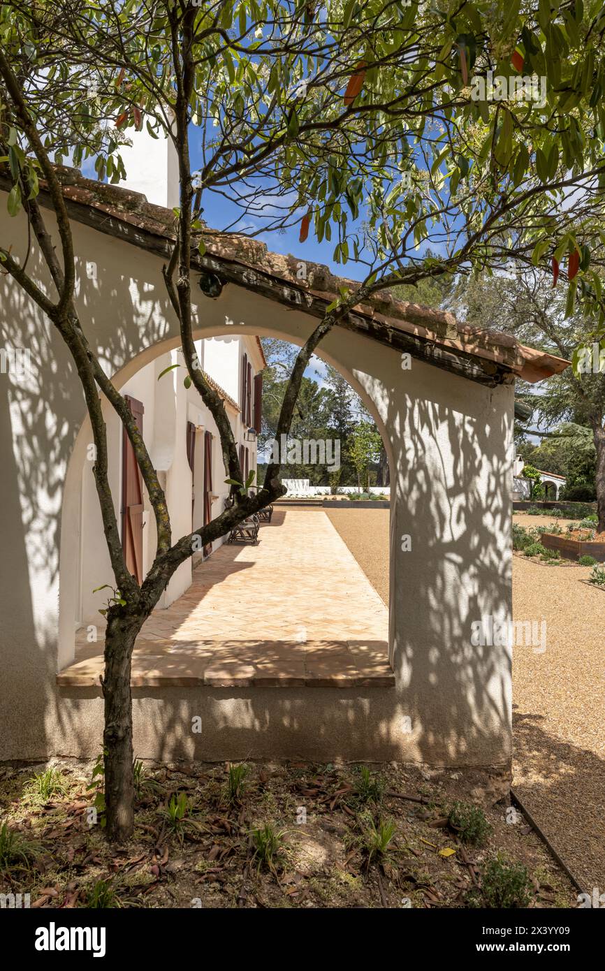 Floors farm hi-res stock photography and images - Alamy