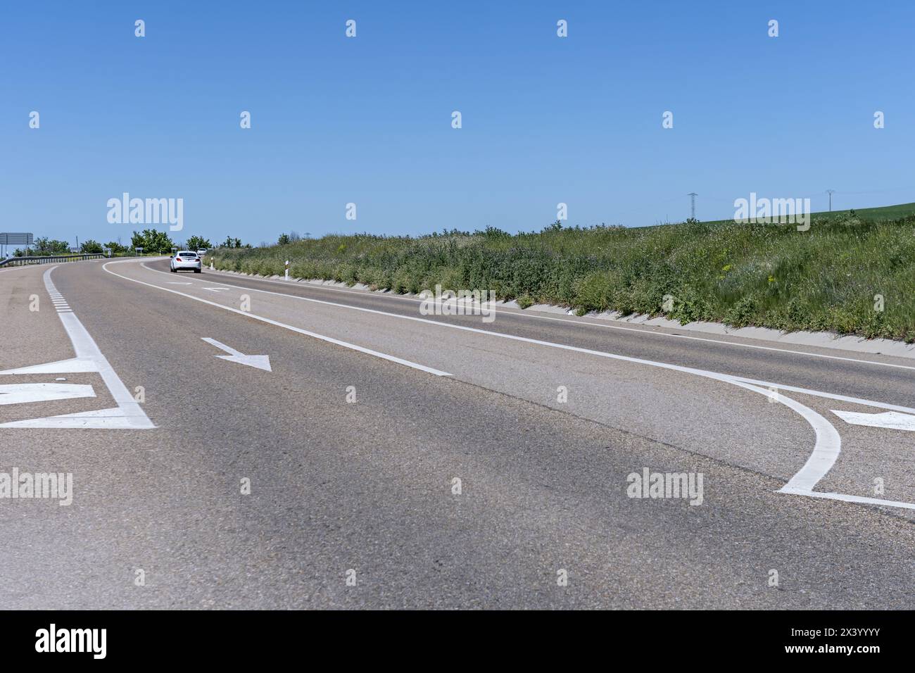 Empty indicator on road hi-res stock photography and images - Alamy