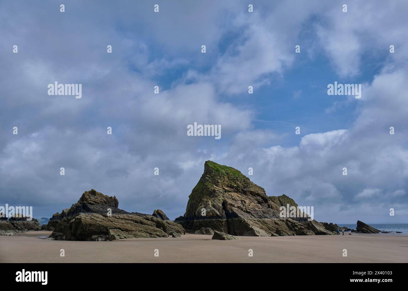 Monkstone point tenby hi-res stock photography and images - Alamy