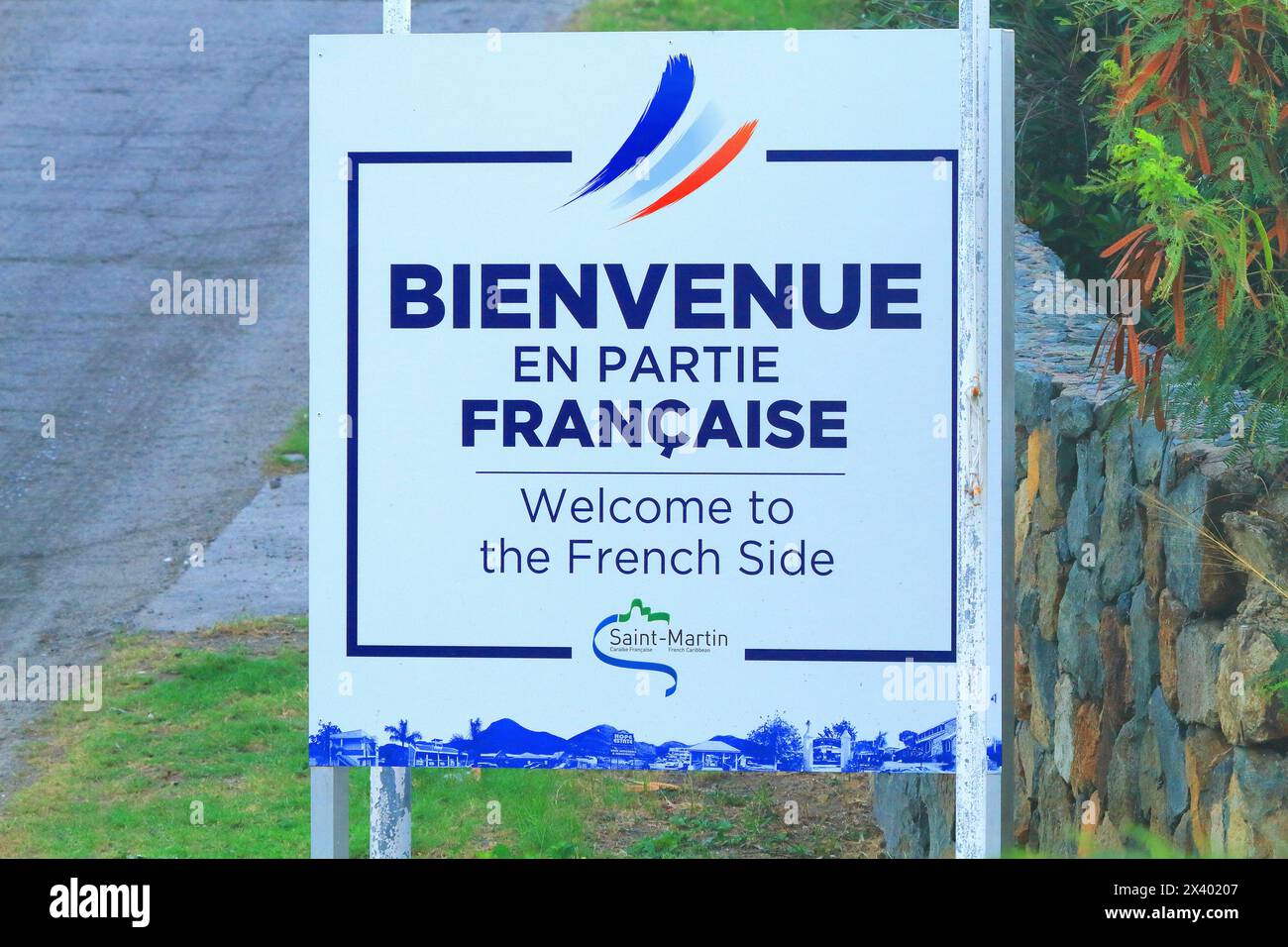 Caribbean, Sint Maarten, border between the French part and the Dutch ...