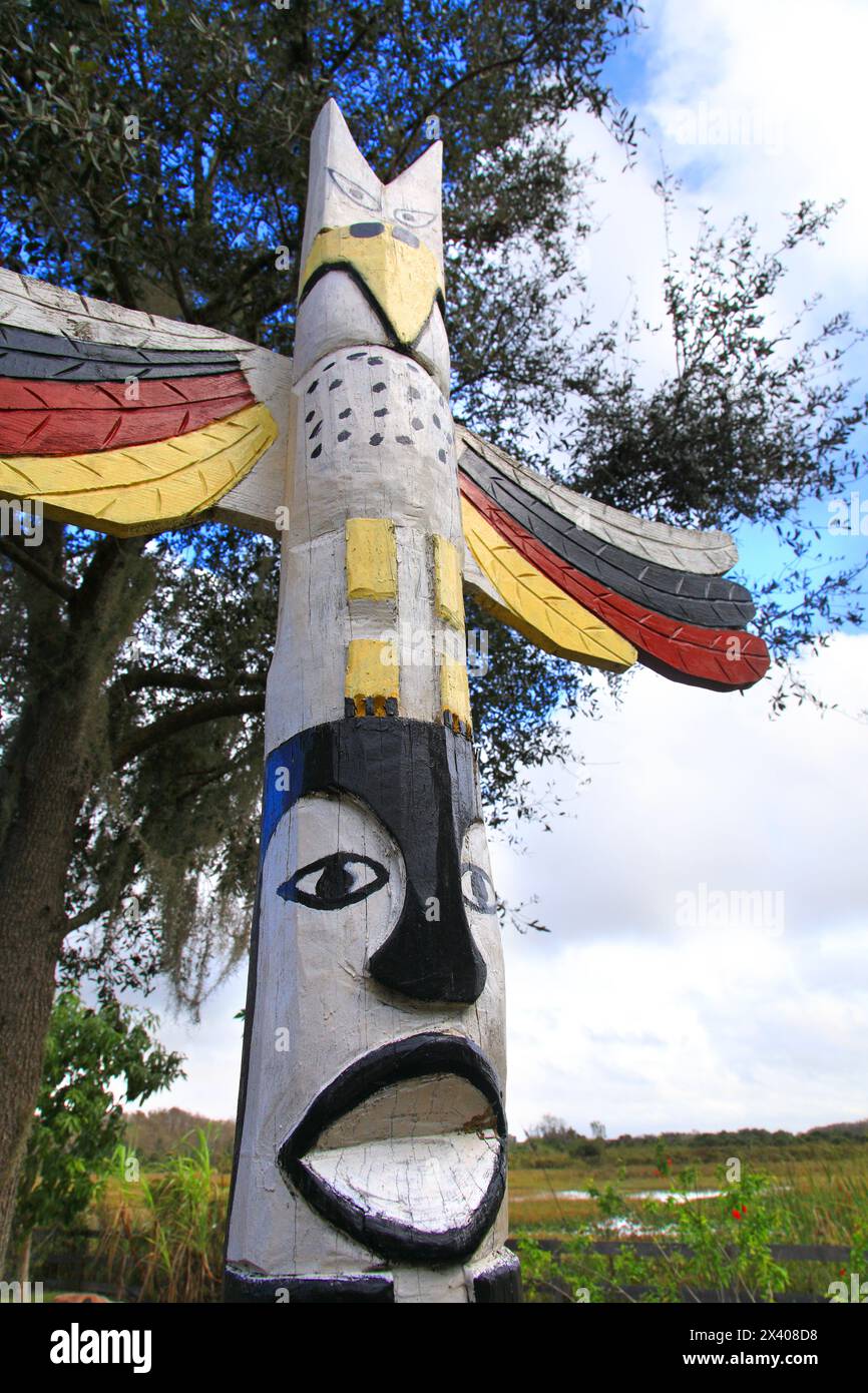 Usa, Florida. Everglades. Seminole totem Stock Photo - Alamy