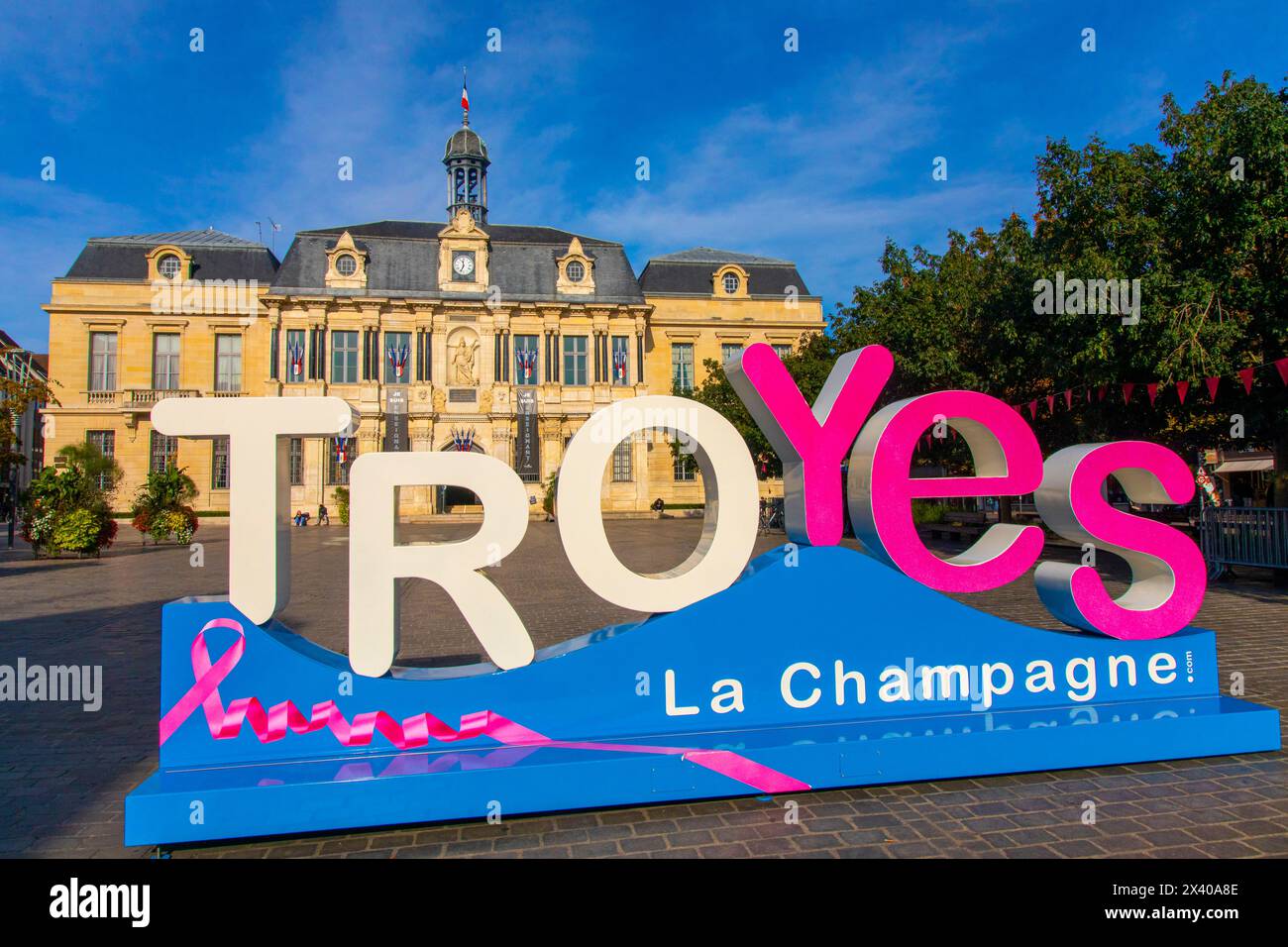 Troyes town hall hi-res stock photography and images - Alamy