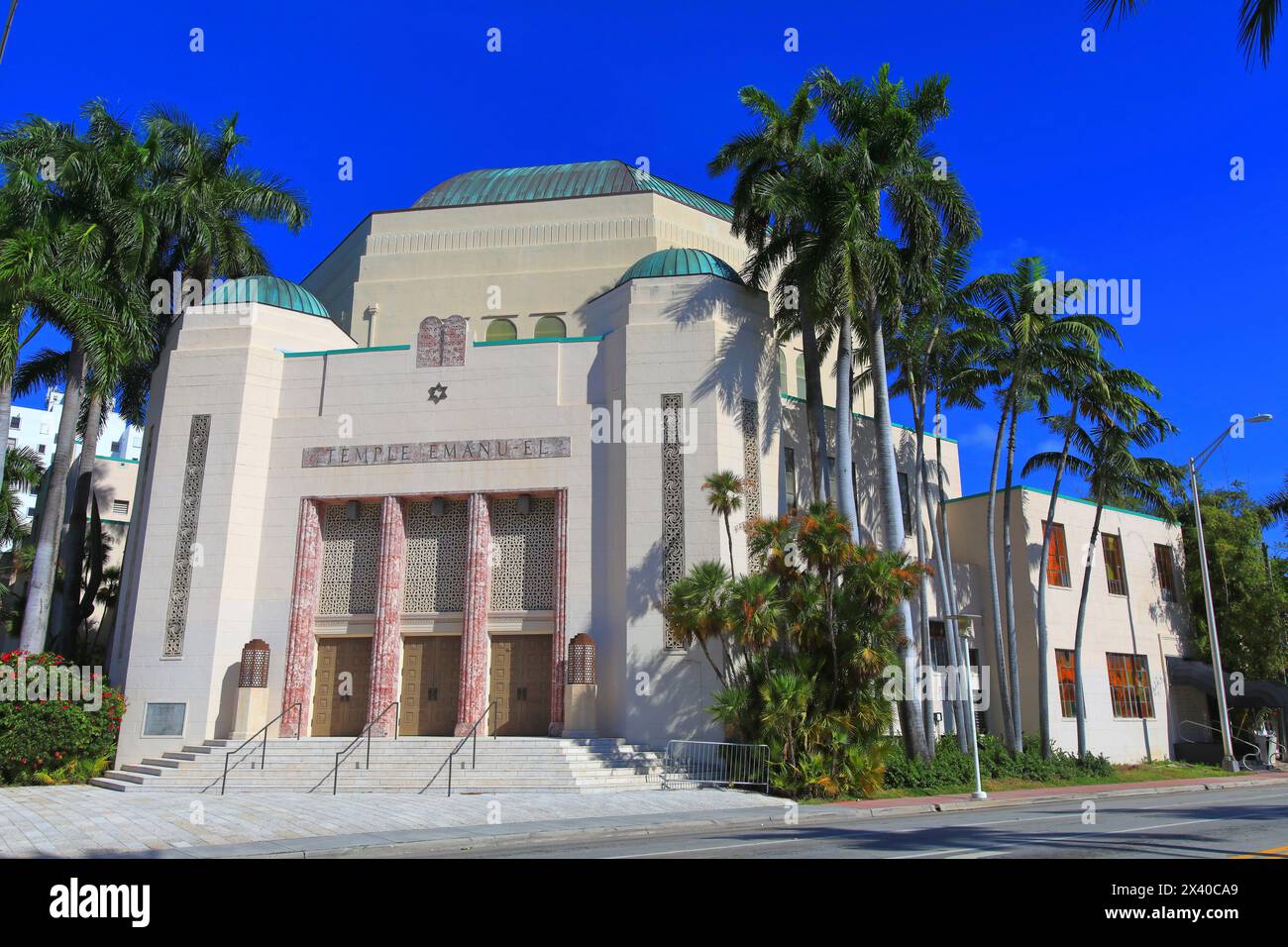 Usa, Florida, Miami. Miami South Beach. The Jewish Temple Emanuel ...