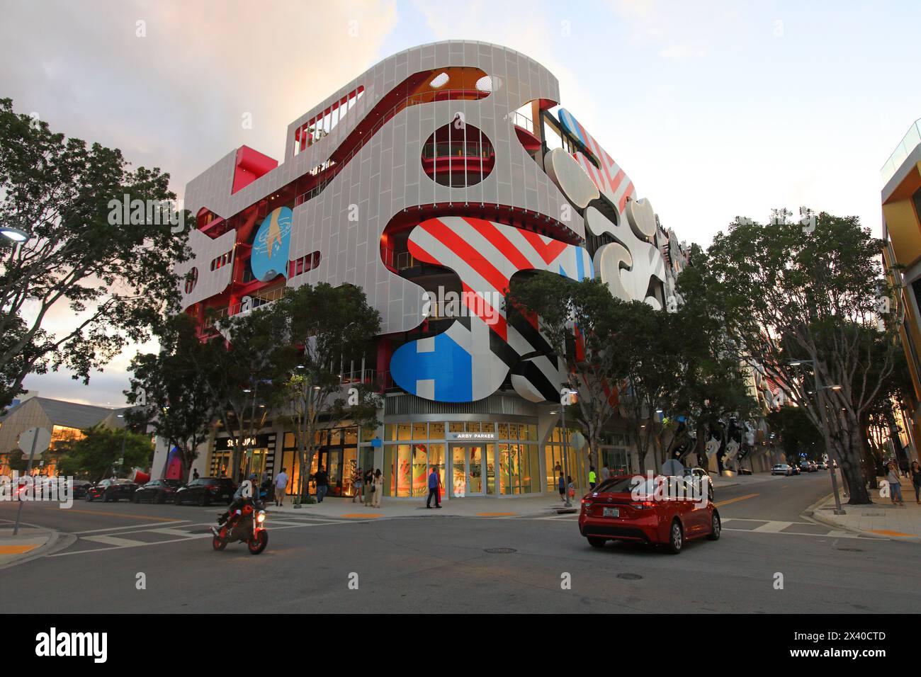 Museum garage miami hi-res stock photography and images - Alamy