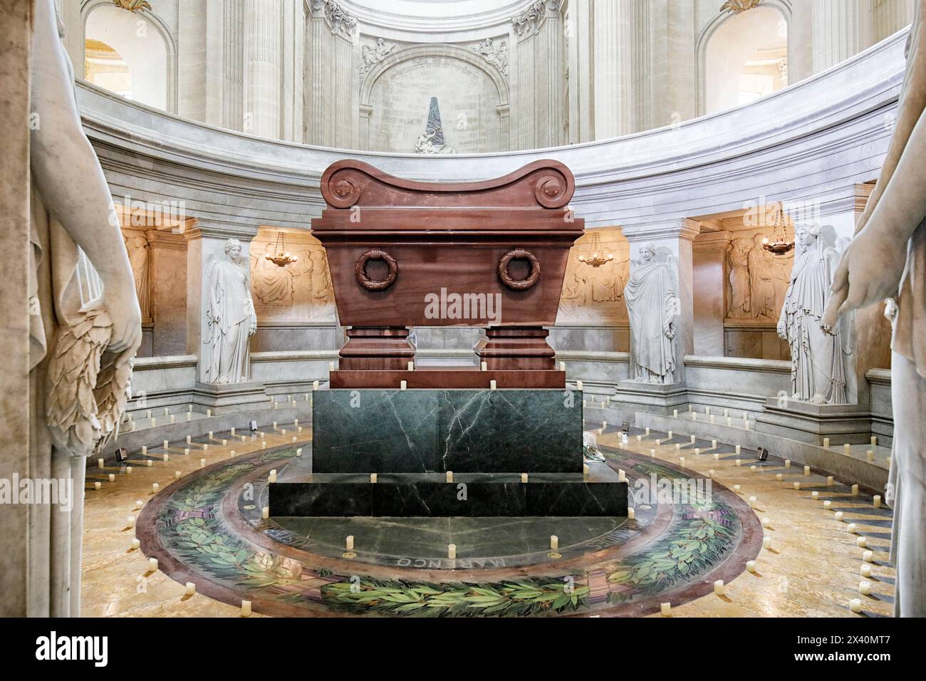 France. Paris. 7th district. Hotel invalid. Army museum. Napoleon's tomb. The tomb of Napoleon ...
