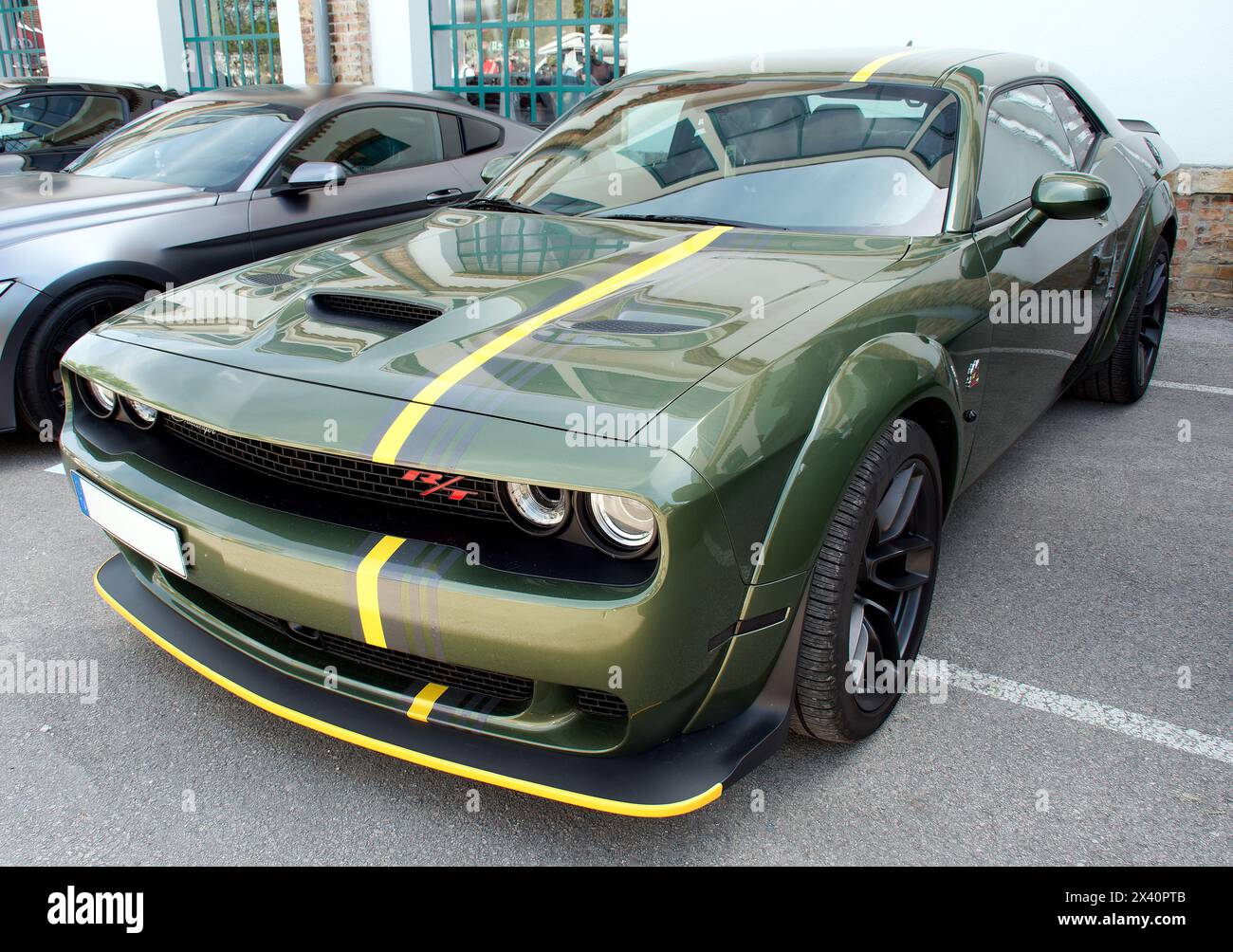 Green dodge challenger hi-res stock photography and images - Alamy