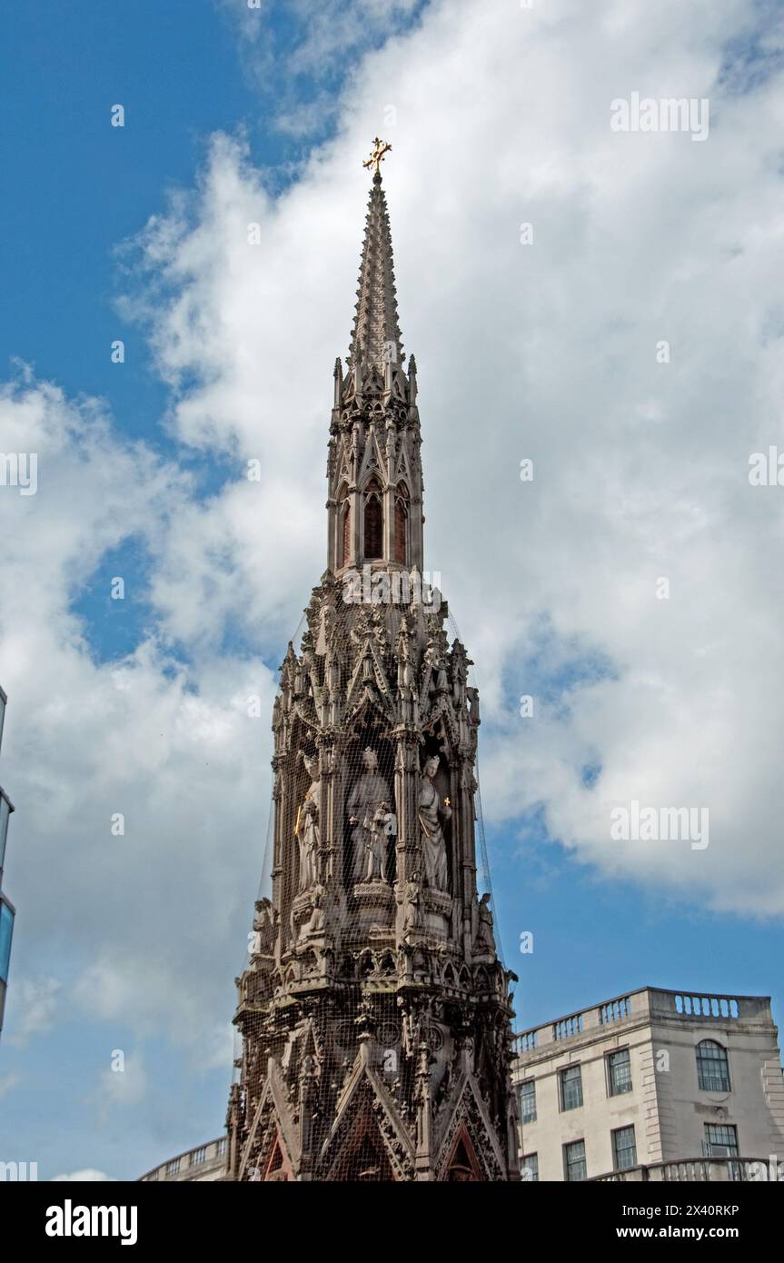 Queen Eleanor Memorial Cross, Charing Cross Station, City of ...
