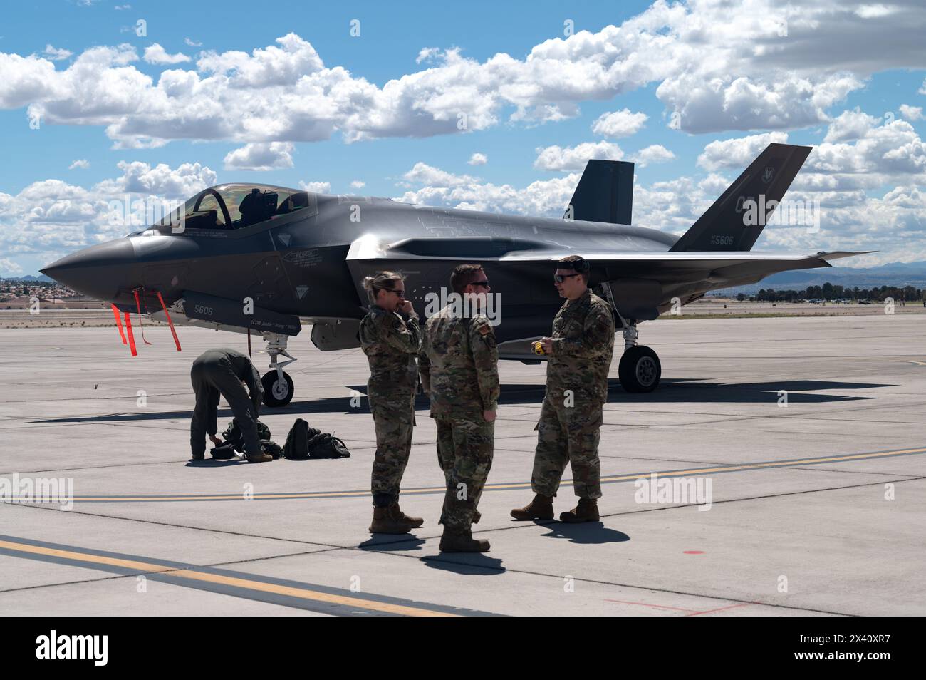 U.S. Air Force Airmen complete independent pilot off-station procedures ...