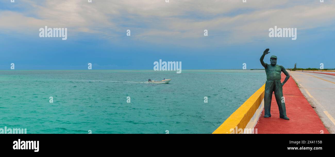 Statue of Ernest Hemingway on the bridge leading to Cayo Guillermo ...