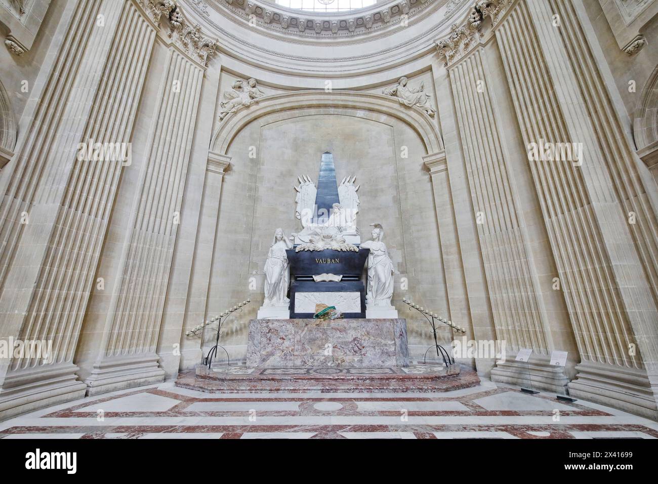 France. Paris. 7th district. Hotel invalid. Army museum. Napoleon's tomb. Vauban's tomb Stock ...