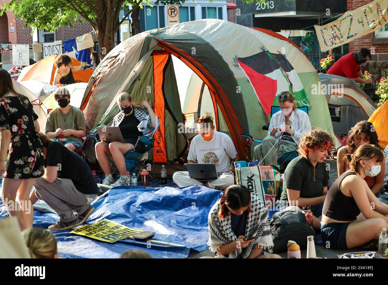 War propaganda speakers hi-res stock photography and images - Alamy