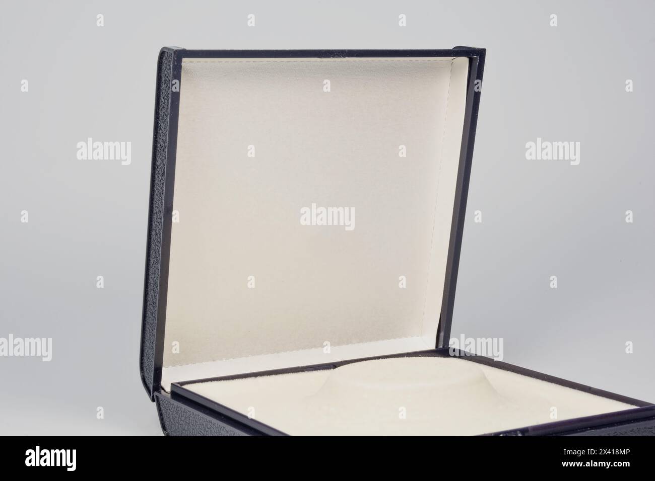 Jewelry Box Logo Mockup Branding 3D Rendering on Isolated Background ...