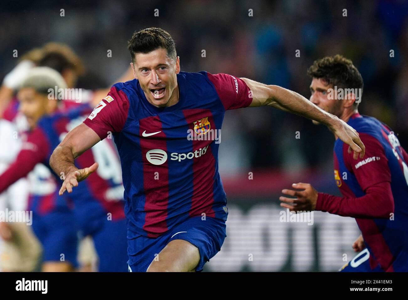 Robert Lewandowski of FC Barcelona celebrates the 2-2 during the La ...