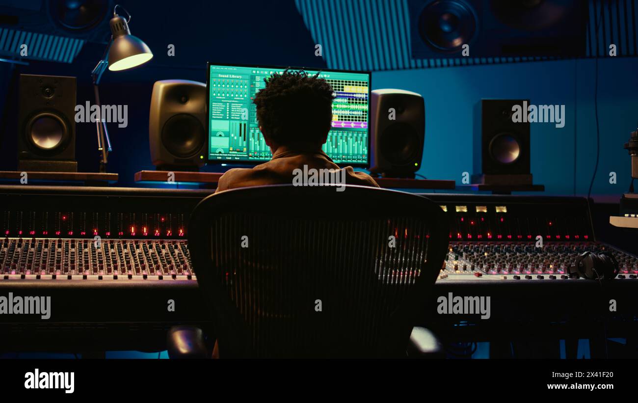 Sound booth camera hi-res stock photography and images - Alamy