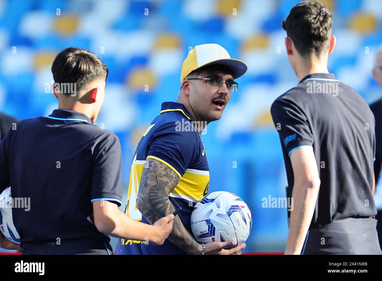 Italian singer Geolier performs prior to the Serie A football match ...