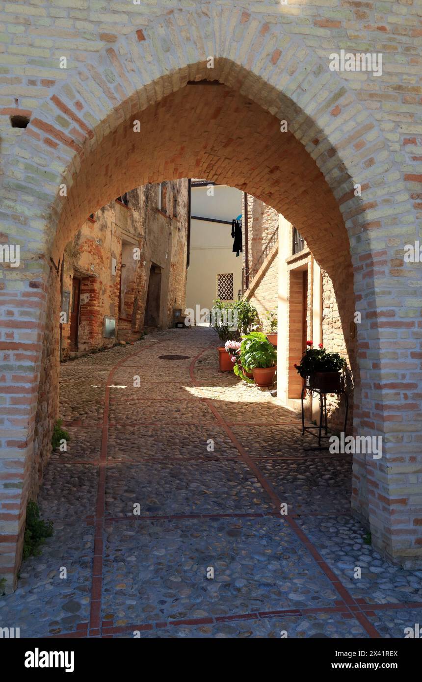 Medieval town Montepagano, Abruzzo Italy Stock Photo - Alamy