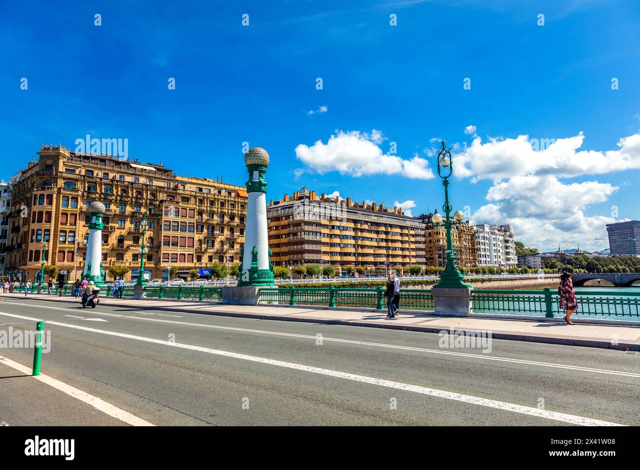 Maria cristina bridge river hi-res stock photography and images - Alamy