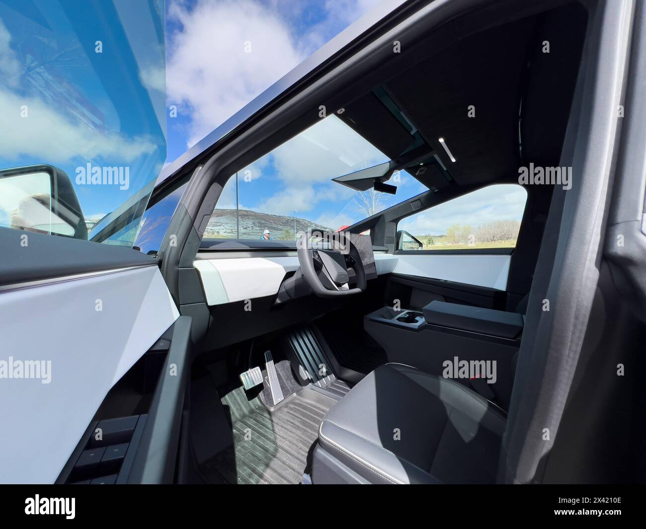 Minimalist Interior Design of the Tesla Cybertruck with Advanced ...