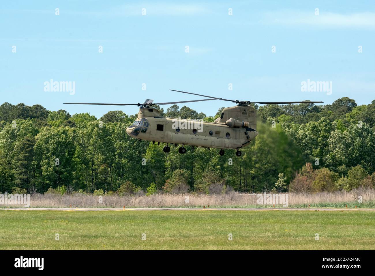 JOINT BASE LANGLEY- EUSTIS, Va. – A U.S. Army CH-47 Chinook with Echo ...