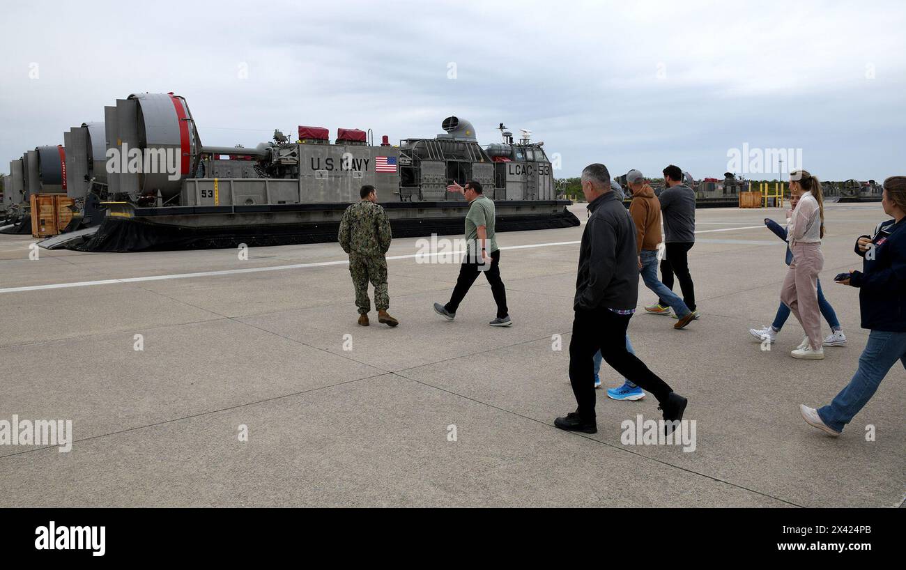 Navsup business systems center hi-res stock photography and images - Alamy