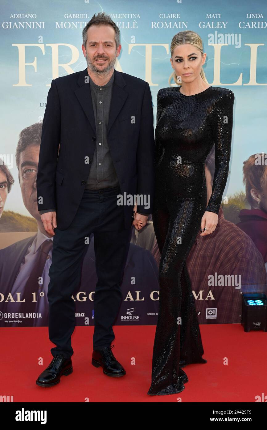 Roberta avarello hi-res stock photography and images - Alamy