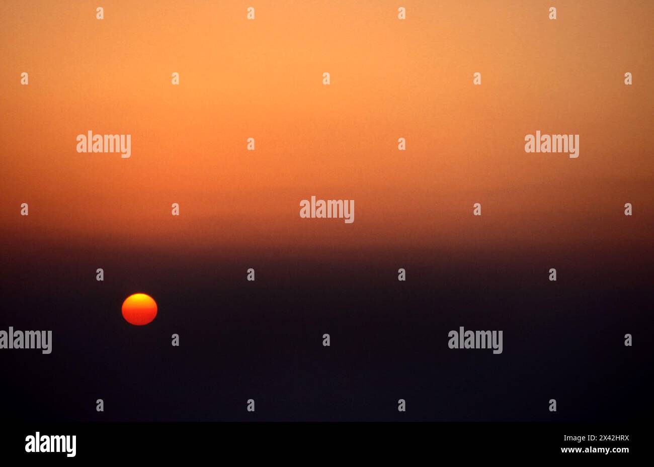 Early morning rising sun Stock Photo - Alamy