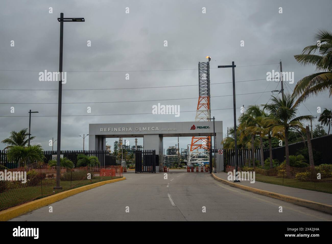 The main entrance of Pemex's Olmeca oil refinery stands at the Dos ...