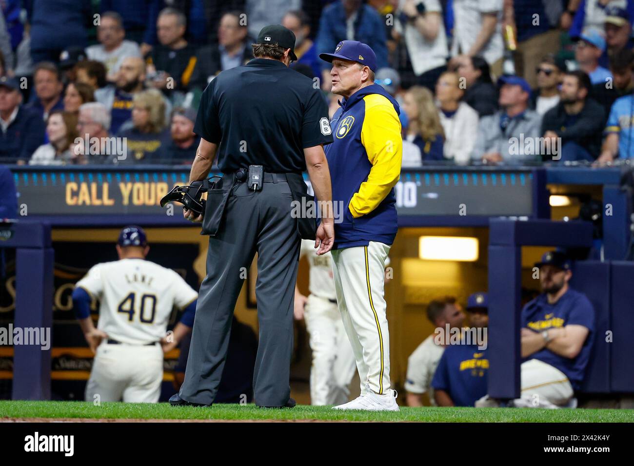 Milwaukee, WI, USA. 29th Apr, 2024. Milwaukee Brewers manager Pat ...