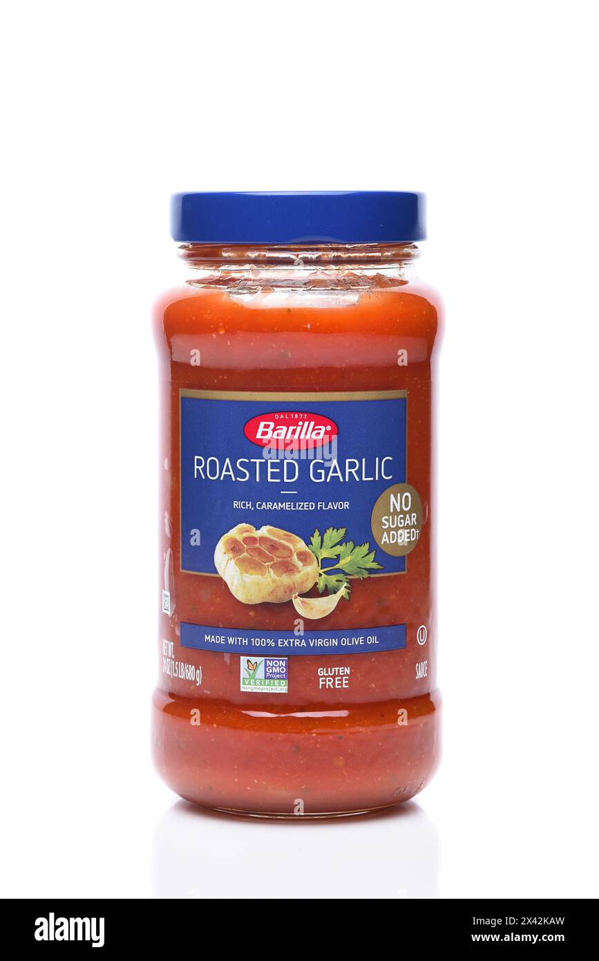 IRVINE, CALIFORNIA - 26 APR 2024: A jar of Barilla Roasted Garlic Pasta ...