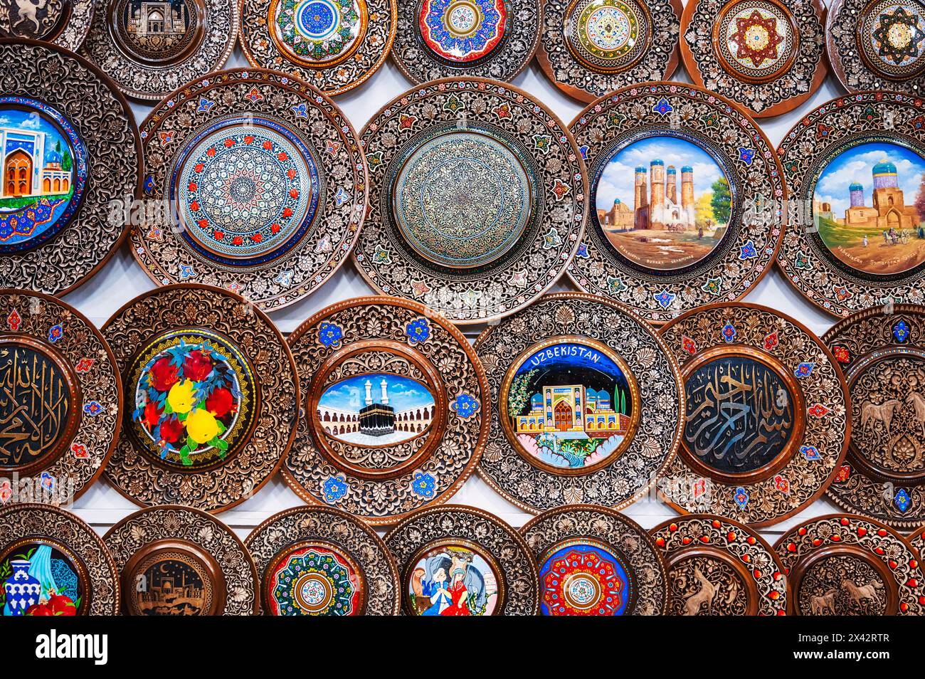 handmade Uzbek wooden gift plates hand-painted oriental patterns in the ...