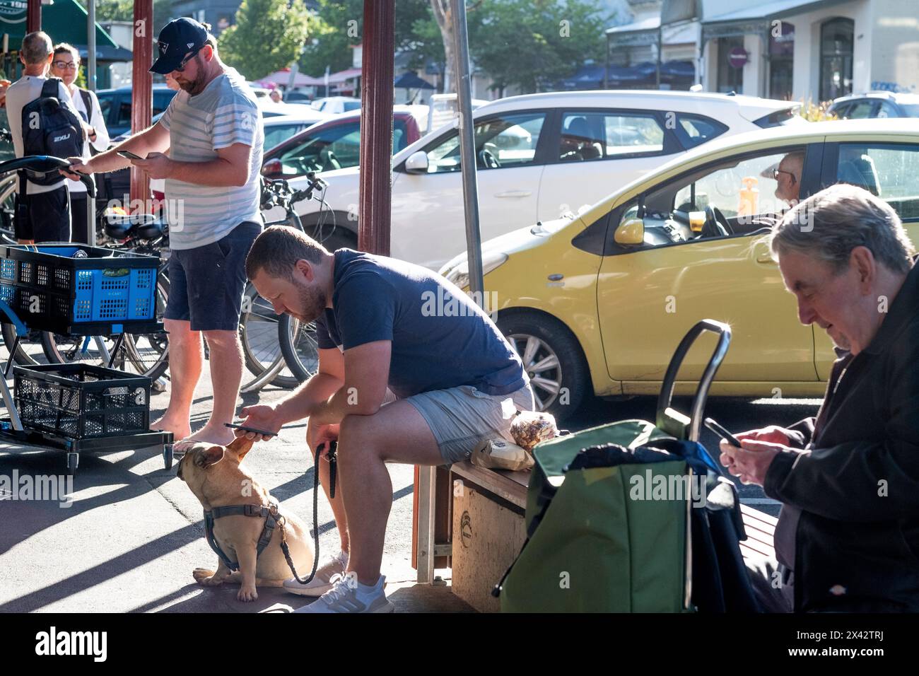 Shopping trolleys australia hi-res stock photography and images - Alamy