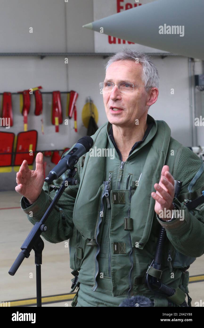 Der Nato-Generalsekretär Jens Stoltenberg besucht am Donnerstag 25.04. ...