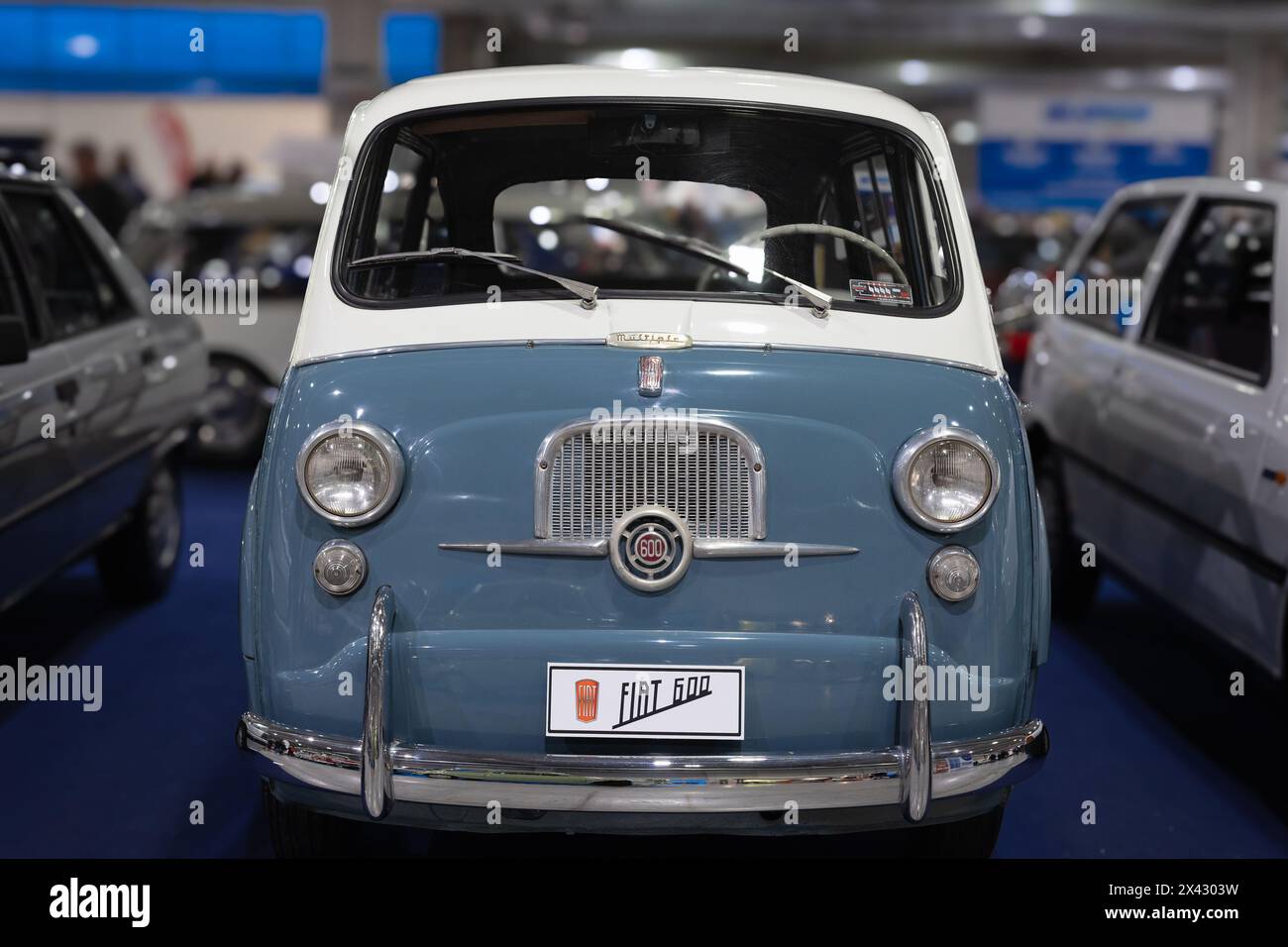 Fiat 600 vintage model hi-res stock photography and images - Alamy