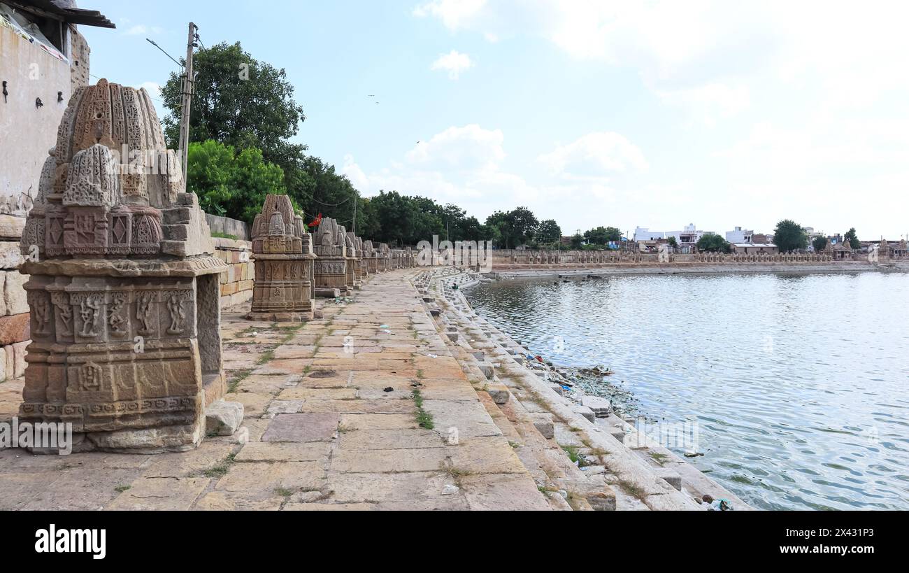 Beautiful Architecture of Ancient Hindu Temples, 365 Templea Around the ...