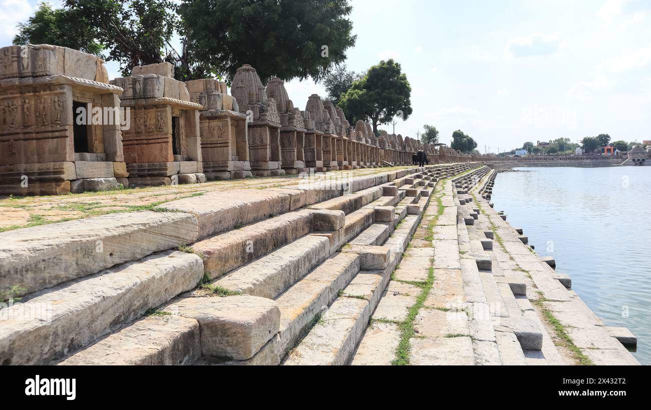 Beautiful Architecture of Ancient Hindu Temples, 365 Templea Around the ...