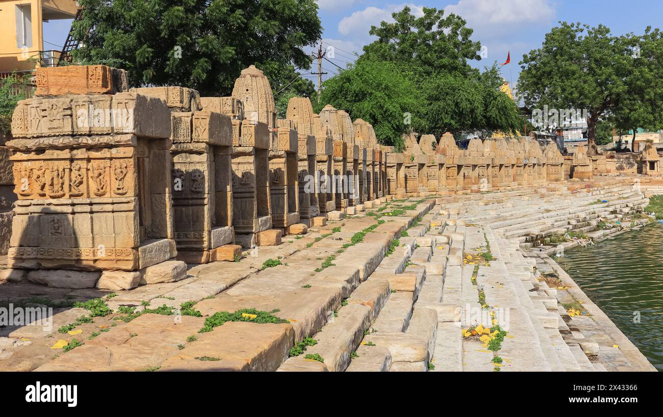 Beautiful Architecture of Ancient Hindu Temples, 365 Templea Around the ...