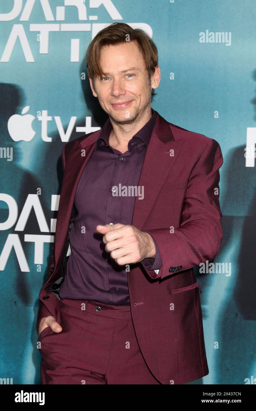 LOS ANGELES - APR 29: Jimmi Simpson at the Dark Matter AppleTV+ Series ...