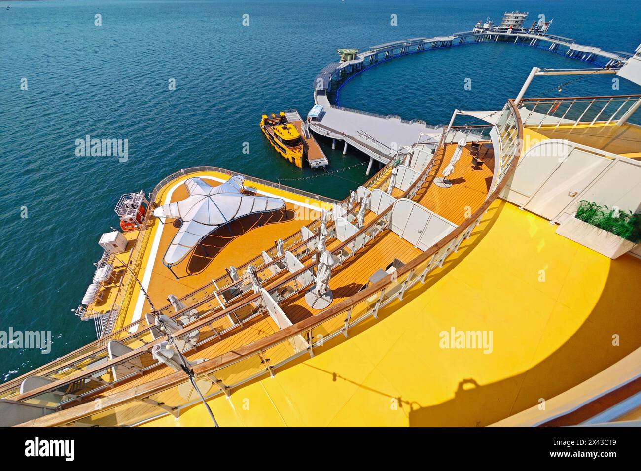 YANTAI, CHINA - APRIL 27, 2024 - The "Genghai No. 1" ocean ranch ...