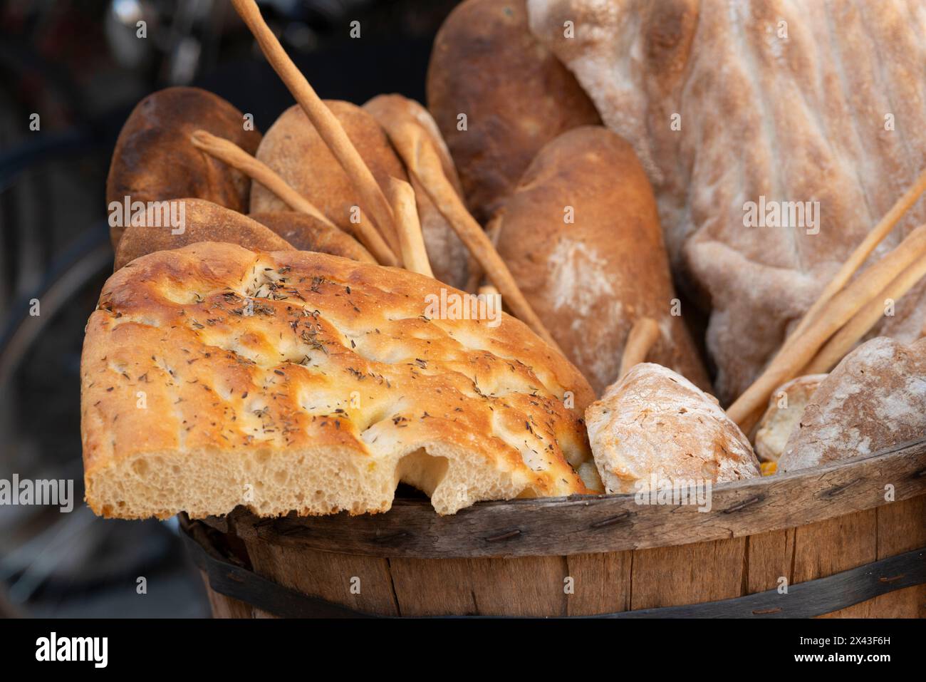 Italy, Various Sizes of Traditional Bread Stock Photo - Alamy